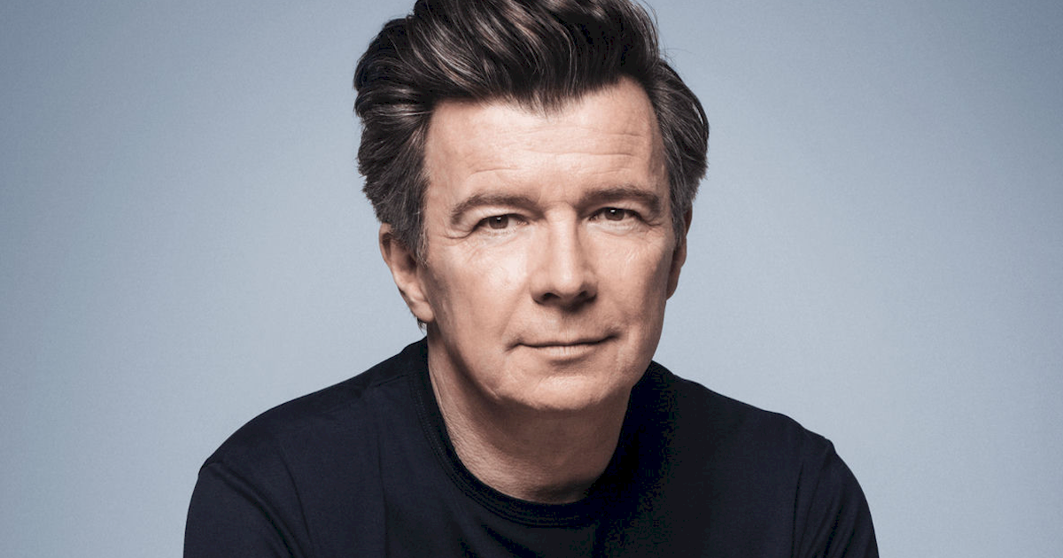 Rick Astley lança a coletânea 'The Best Of Me' em 2026